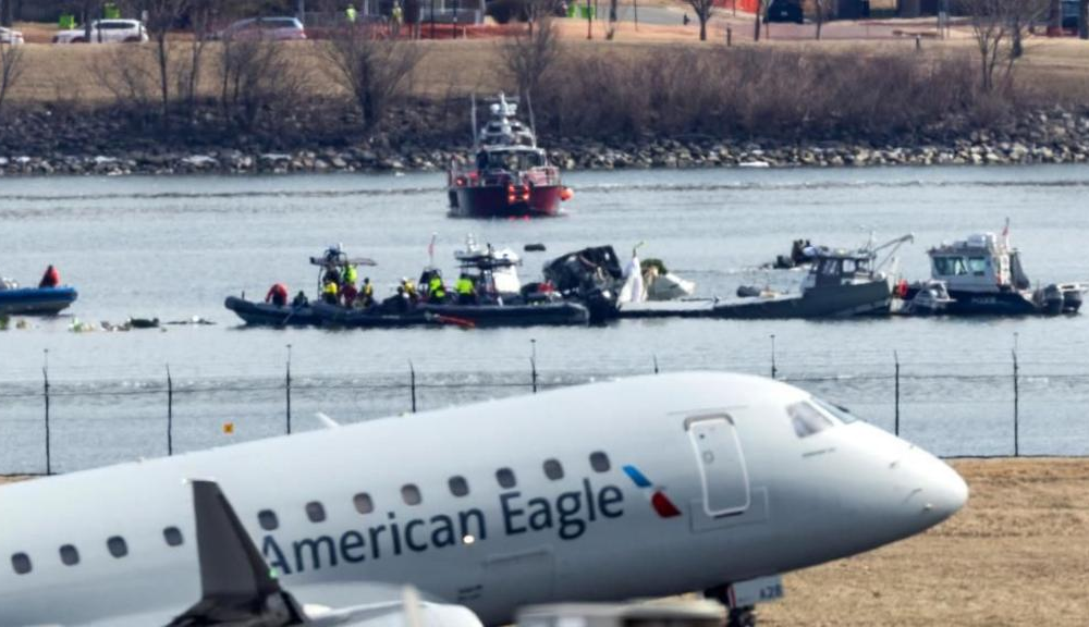 Black boxes recovered in deadly Washington DC plane crash – The Island