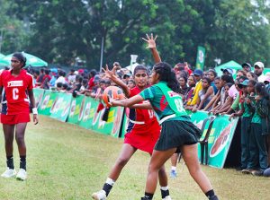 Action from Sri Lanka Schools Netball Championships – The Island