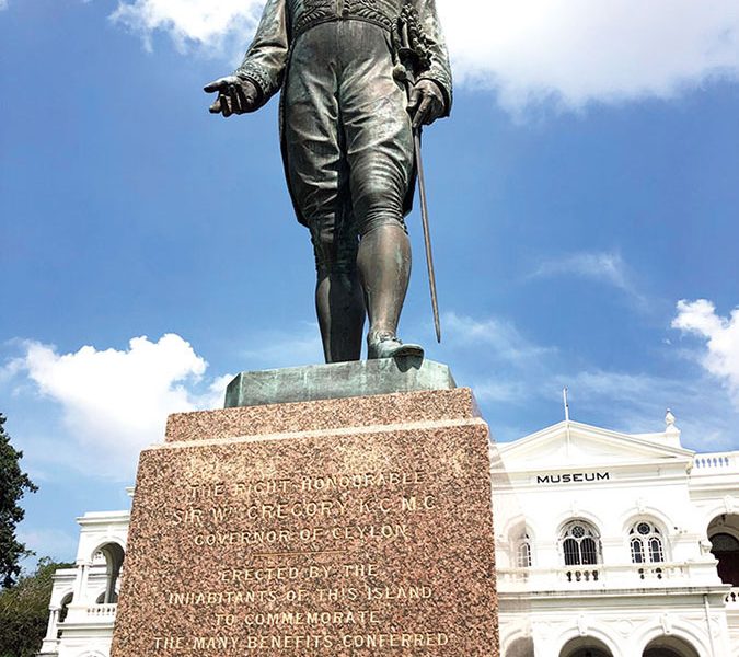 A day at Colombo Museum – The Island