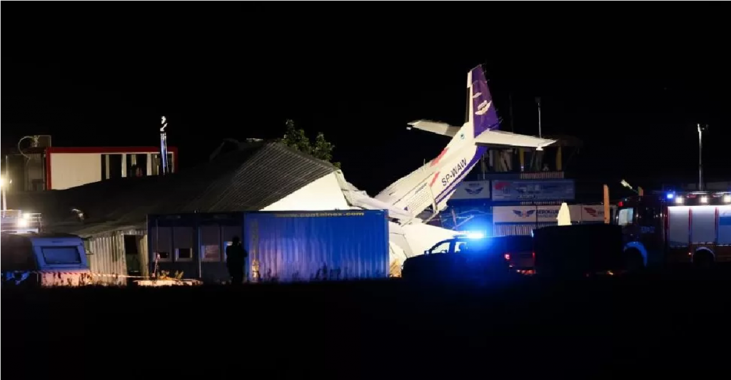 Plane crash at Chrcynno hangar kills five and injures seven – The Island