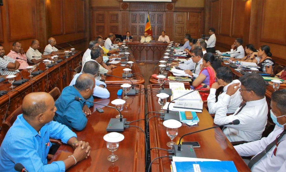 Solve the administrative problems of Samurdhi officers before the ...
