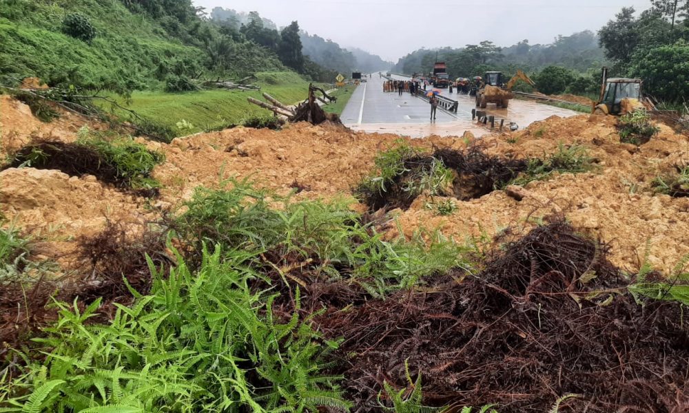 Southern Expressway open for traffic from 6PM today (13) – The Island