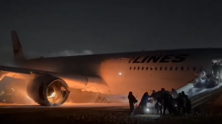 Japan jet crash: Passengers describe chaos inside flight 516 – The Island