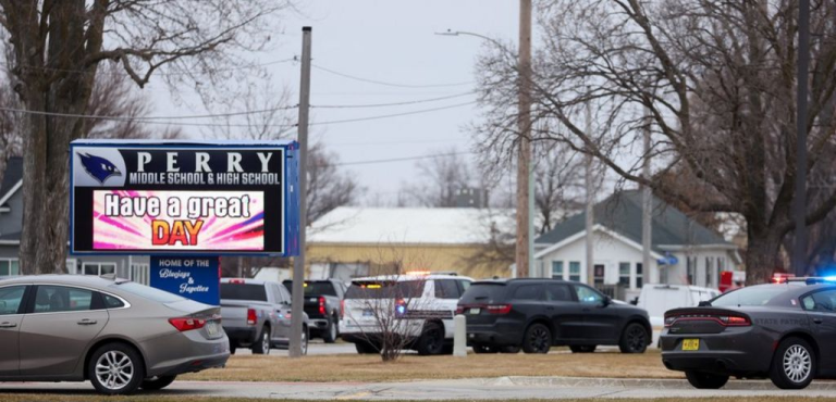 Six people shot, one fatally, on first day of school in Iowa – The Island