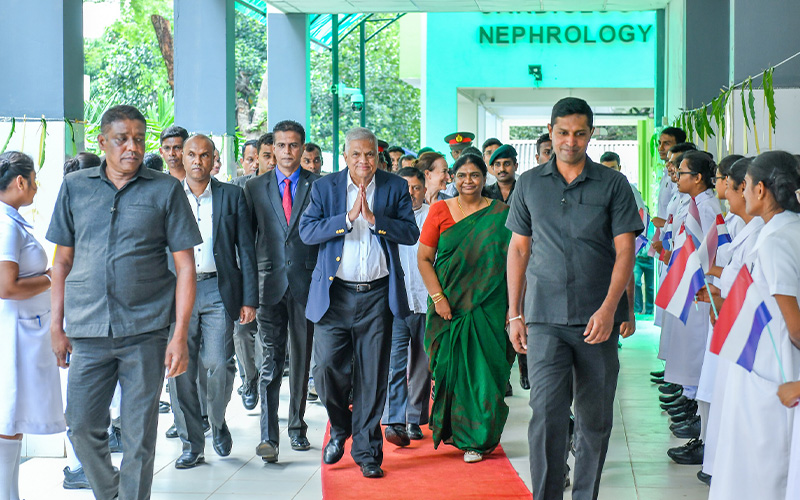 President opens Advanced Cardiology and Nephrology Units at Vavuniya ...
