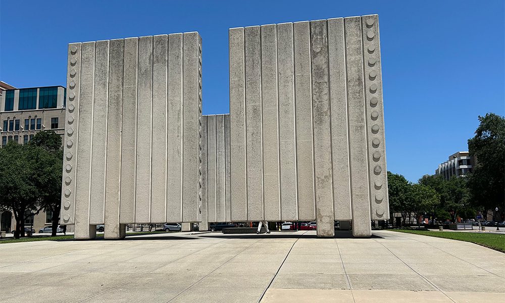 Kennedy memorial; central attraction in Dallas – The Island