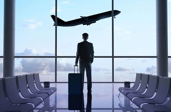 Over 300,000 Sri Lankans leave for overseas jobs this year – The Island