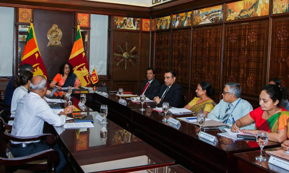 Prime Minister and ADB Country Director discuss educational reforms ...