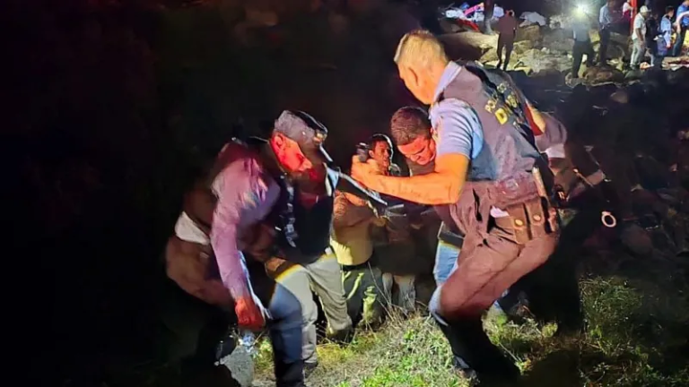 At least 12 dead in Honduras plane crash – The Island