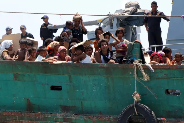 Over 400 Rohingya feared drowned in two shipwrecks off Myanmar coast ...