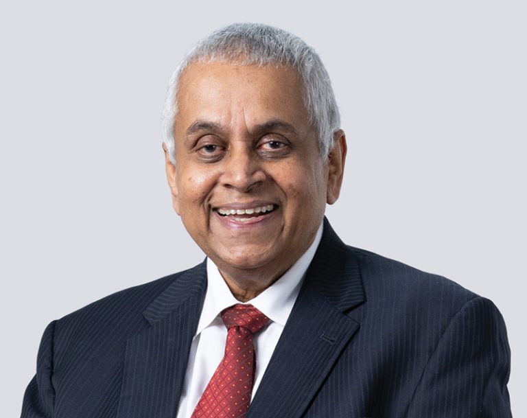 AIA Insurance pays tribute to Sarath Wikramanayake as he retires from ...