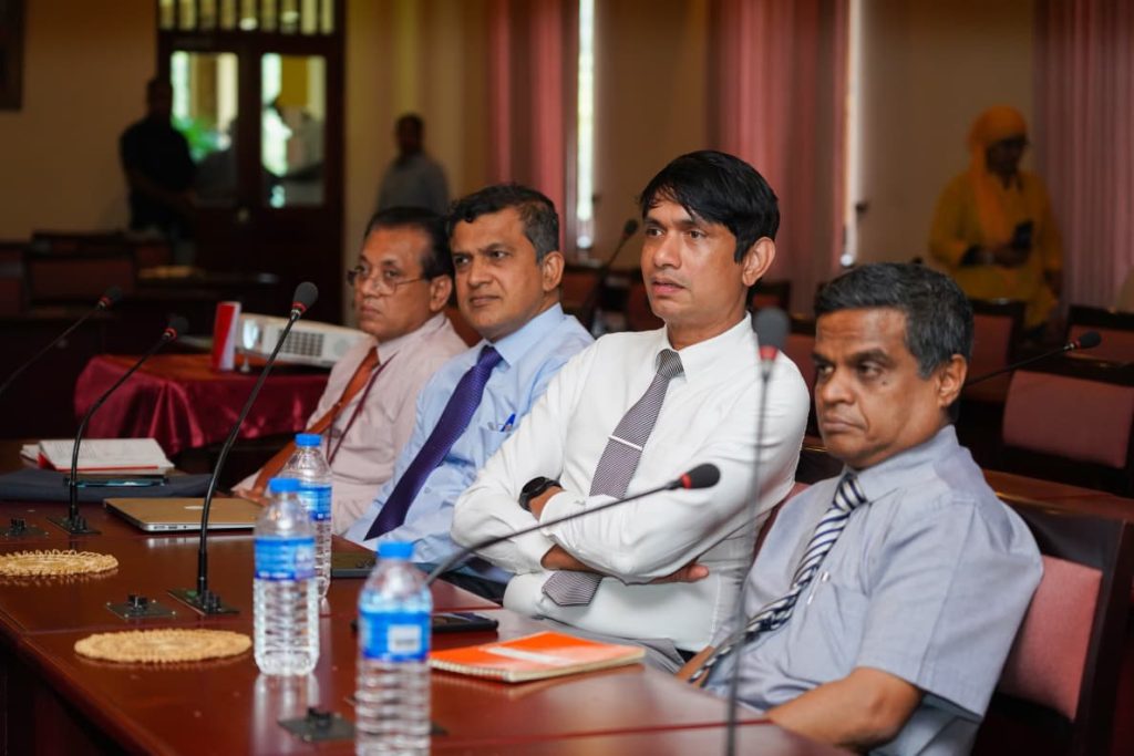 Government assures University community of support to rebuild ...