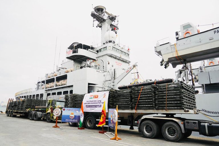 INS Gharial delivers 10 Bailey Bridges to Lanka – The Island