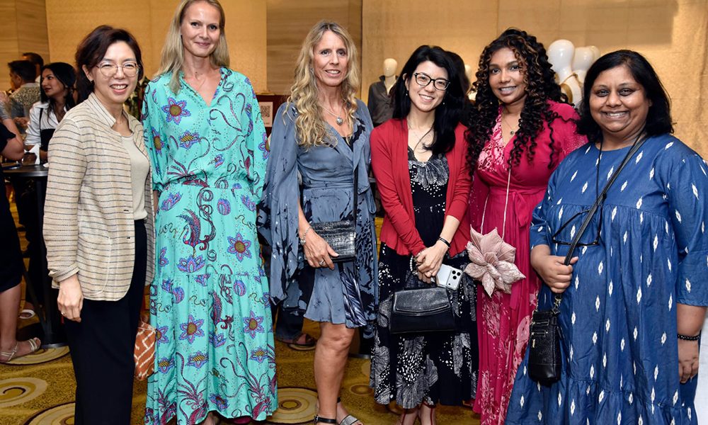 Elegant threads of tradition: Darshi Batik at Sheraton – The Island